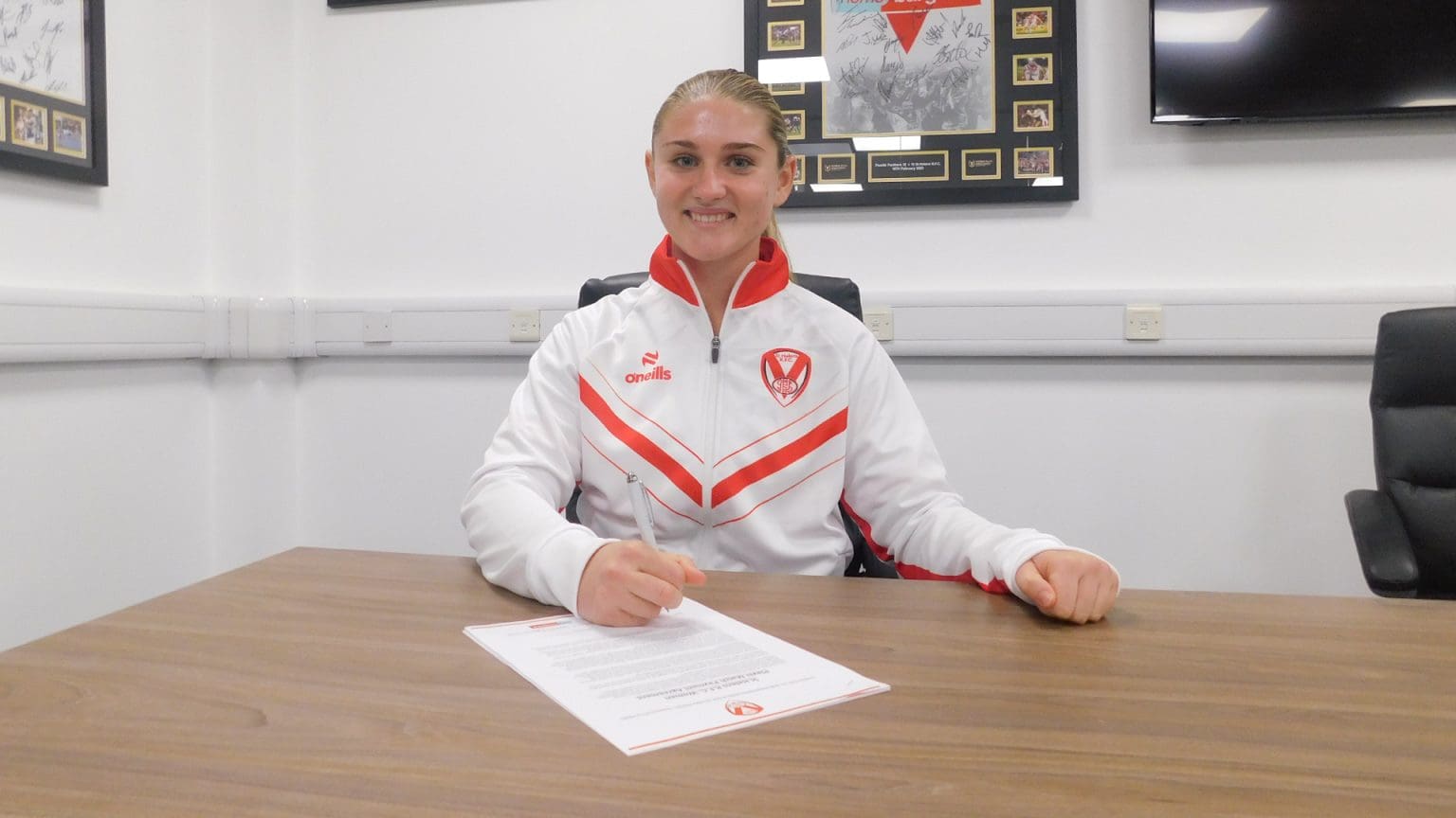 Georgina Holmes joins Saints Women | St.Helens R.F.C.