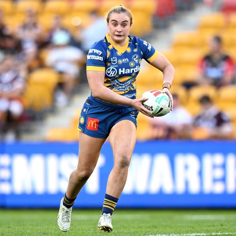 Paige Travis returns to St.Helens | St.Helens R.F.C.